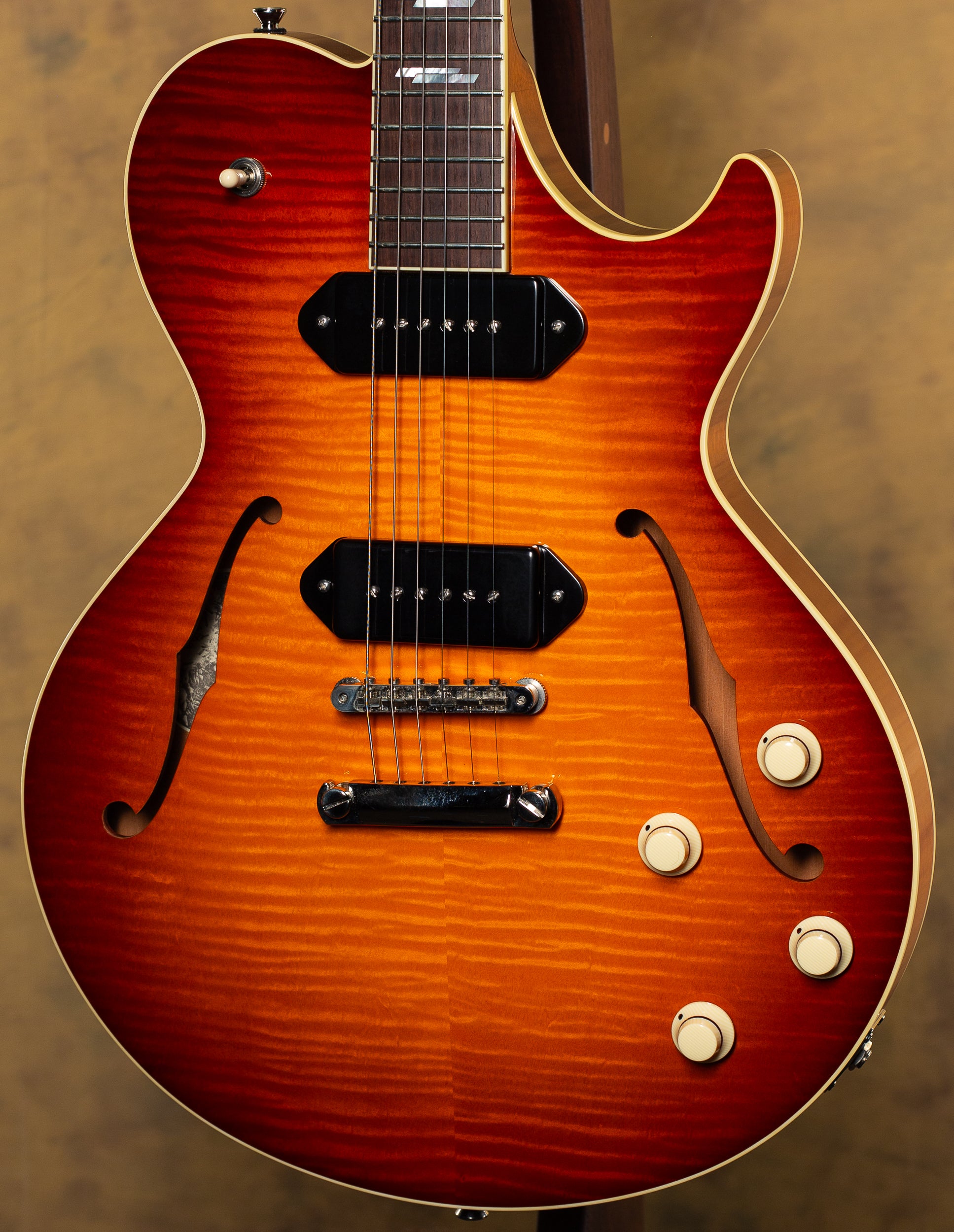 Collings SoCo Deluxe Iced Tea Sunburst - Willcutt Guitars