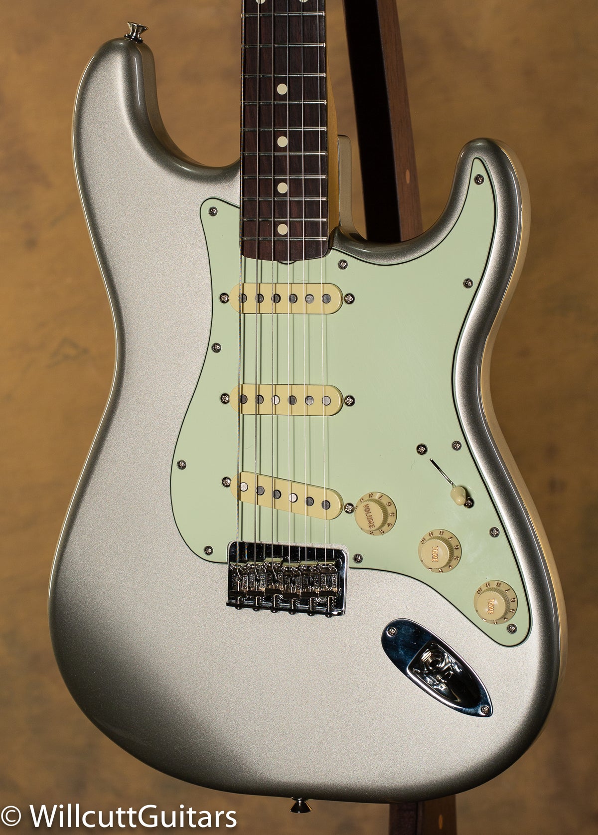 Fender Robert Cray Stratocaster Inca Silver Rosewood - Willcutt Guitars