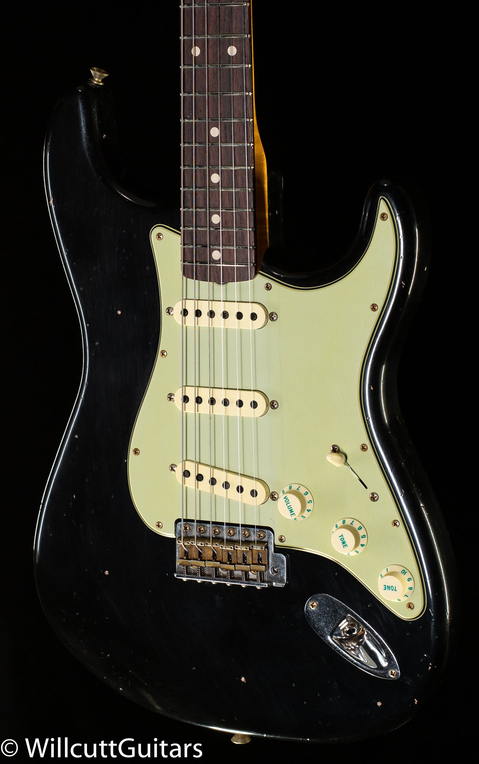 Fender Custom Shop Willcutt True '62 Stratocaster Journeyman Relic Bla - Willcutt Guitars